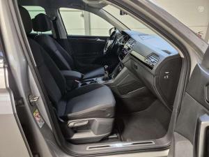Pelēks Volkswagen Tiguan 2018 Raseiniai, ar dzinēja tilpumu 1.97 L un nobraukumu 213 tūkst. km par 12700 €, foto 24 vietnē AUTOMOTO.COM.LV