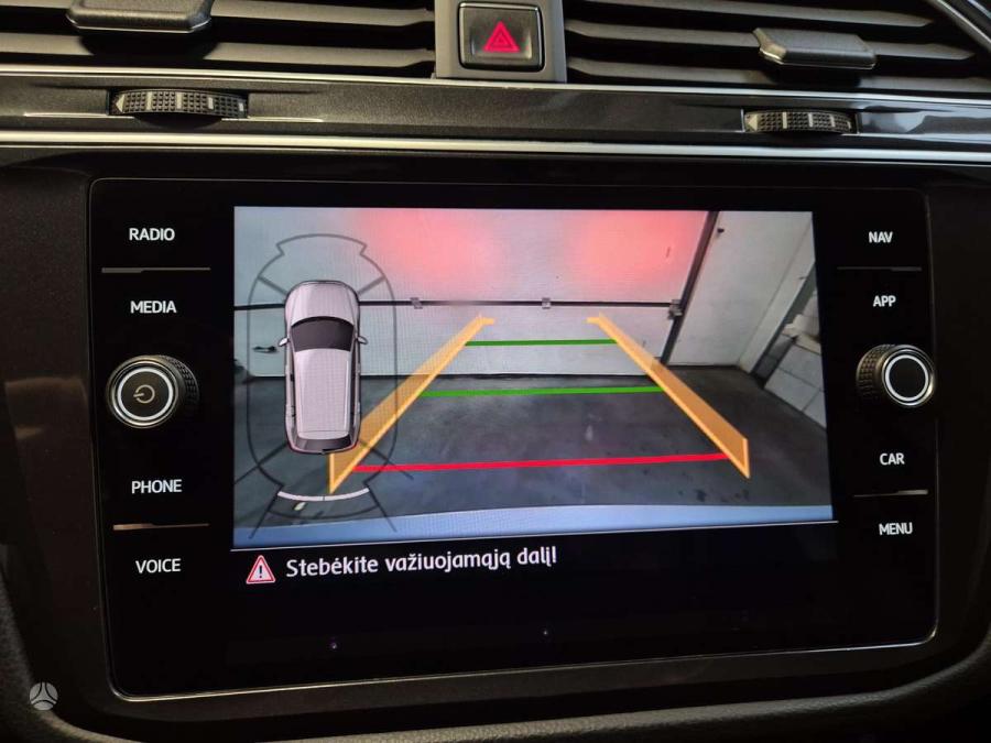 Pelēks Volkswagen Tiguan 2018 Raseiniai, ar dzinēja tilpumu 1.97 L un nobraukumu 213 tūkst. km par 12700 €, foto 28 vietnē AUTOMOTO.COM.LV