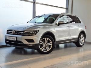 Grey Volkswagen Tiguan 2019 in Riga, with an engine capacity of 2.00 L and mileage of 163 thousand km for 20900 €, photo 1 on AUTOMOTO.COM.LV