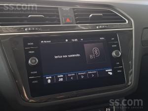 Grey Volkswagen Tiguan 2019 in Riga, with an engine capacity of 2.00 L and mileage of 163 thousand km for 20900 €, photo 13 on AUTOMOTO.COM.LV