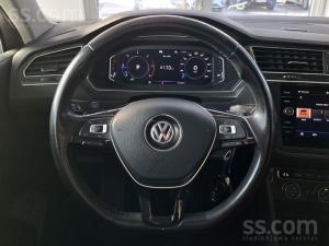 Grey Volkswagen Tiguan 2019 in Riga, with an engine capacity of 2.00 L and mileage of 163 thousand km for 20900 €, photo 20 on AUTOMOTO.COM.LV