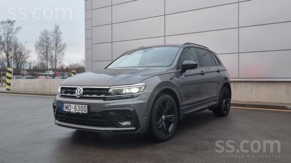 Grey Volkswagen Tiguan 2019 in Riga, with an engine capacity of 2.00 L and mileage of 67 thousand km for 27500 €, photo 2 on AUTOMOTO.COM.LV