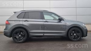 Grey Volkswagen Tiguan 2019 in Riga, with an engine capacity of 2.00 L and mileage of 67 thousand km for 27500 €, photo 3 on AUTOMOTO.COM.LV