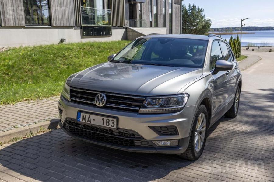 Grey Volkswagen Tiguan 2019 in Riga, with an engine capacity of 2.00 L and mileage of 209 thousand km for 23500 €, photo 1 on AUTOMOTO.COM.LV