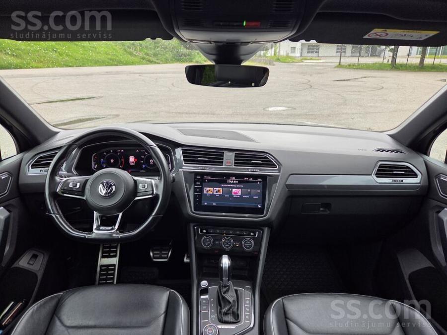 Grey Volkswagen Tiguan 2019 in Riga, with an engine capacity of 2.00 L and mileage of 63 thousand km for 27500 €, photo 16 on AUTOMOTO.COM.LV