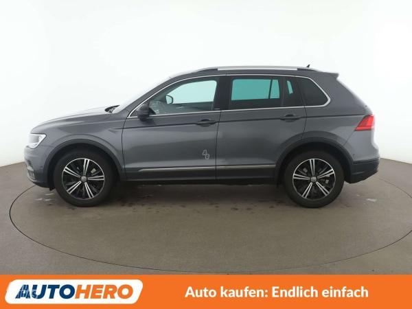 Pelēks Volkswagen Tiguan 2019 Kauņa, ar dzinēja tilpumu 2.00 L un nobraukumu 93 tūkst. km par 26695 €, foto 3 vietnē AUTOMOTO.COM.LV