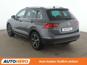 Pelēks Volkswagen Tiguan 2019 Kauņa, ar dzinēja tilpumu 2.00 L un nobraukumu 93 tūkst. km par 26695 €, foto 4 vietnē AUTOMOTO.COM.LV
