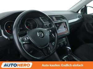 Pelēks Volkswagen Tiguan 2019 Kauņa, ar dzinēja tilpumu 2.00 L un nobraukumu 93 tūkst. km par 26695 €, foto 11 vietnē AUTOMOTO.COM.LV
