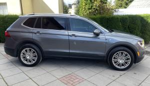 Grey Volkswagen Tiguan 2019 in Vilnius, with an engine capacity of 2.00 L and mileage of 72 thousand km for 15900 €, photo 19 on AUTOMOTO.COM.LV