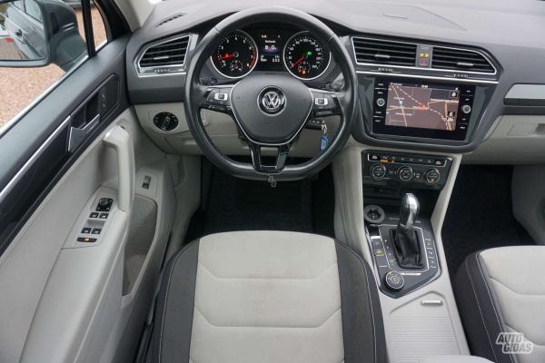 Pelēks Volkswagen Tiguan 2019 Kauņa, ar dzinēja tilpumu 2.00 L un nobraukumu 93 tūkst. km par 28570 €, foto 10 vietnē AUTOMOTO.COM.LV