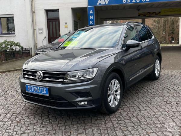Grey Volkswagen Tiguan 2019 in Kaunas, with an engine capacity of 0.00 L and mileage of 83 thousand km for 25387 €, photo 3 on AUTOMOTO.COM.LV