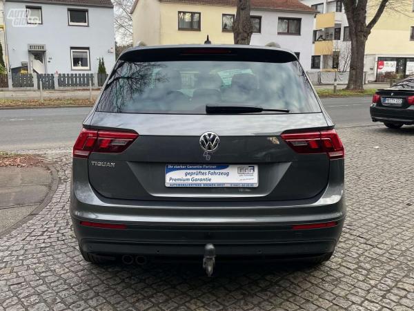 Grey Volkswagen Tiguan 2019 in Kaunas, with an engine capacity of 0.00 L and mileage of 83 thousand km for 25387 €, photo 5 on AUTOMOTO.COM.LV