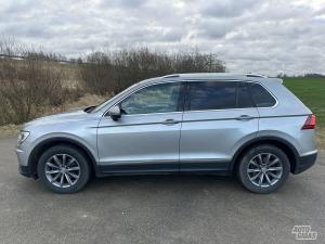 Grey Volkswagen Tiguan 2019 in Kelme, with an engine capacity of 2.00 L and mileage of 352 thousand km for 17250 €, photo 7 on AUTOMOTO.COM.LV