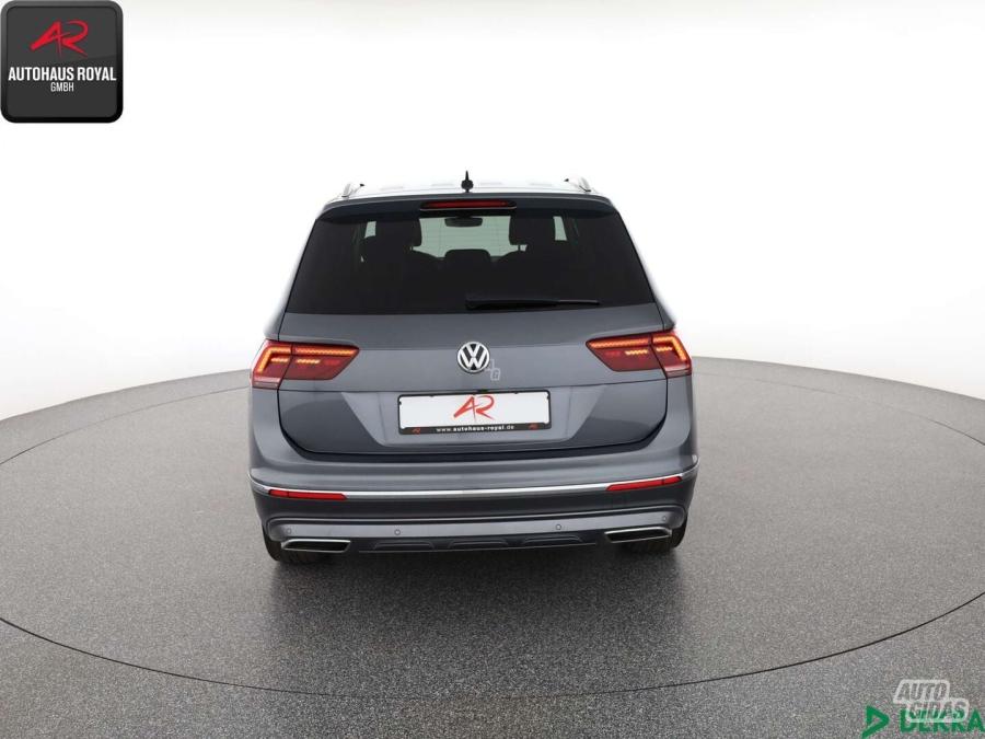 Grey Volkswagen Tiguan 2019 in Kaunas, with an engine capacity of 2.00 L and mileage of 86 thousand km for 30290 €, photo 4 on AUTOMOTO.COM.LV
