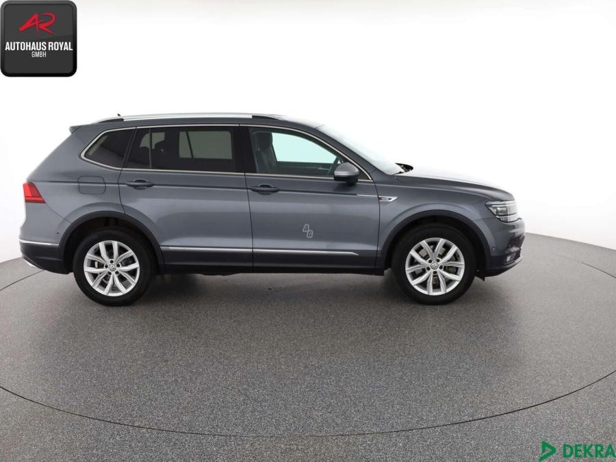 Grey Volkswagen Tiguan 2019 in Kaunas, with an engine capacity of 2.00 L and mileage of 86 thousand km for 30290 €, photo 6 on AUTOMOTO.COM.LV