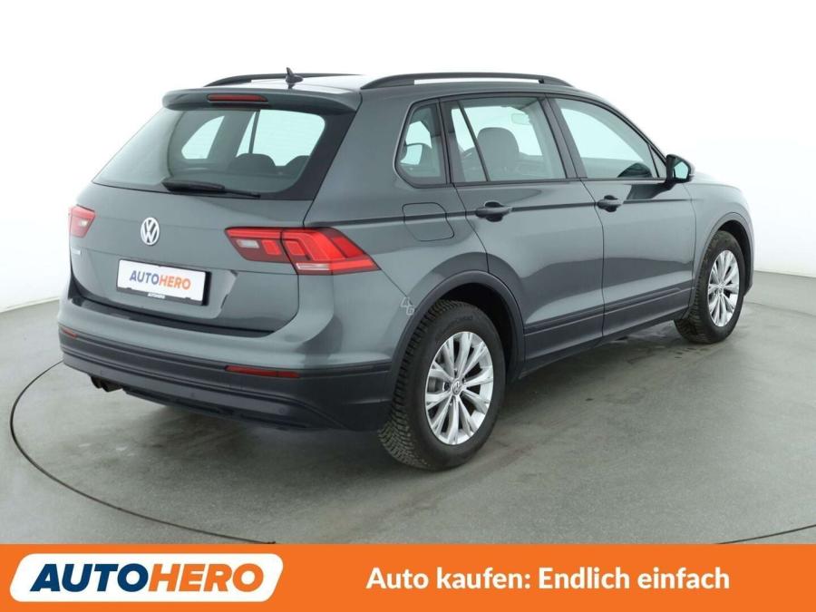 Pelēks Volkswagen Tiguan 2019 Kauņa, ar dzinēja tilpumu 1.50 L un nobraukumu 84 tūkst. km par 24810 €, foto 6 vietnē AUTOMOTO.COM.LV