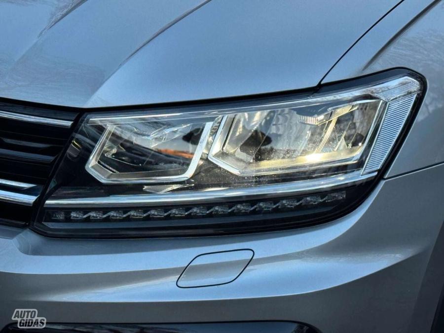 Pelēks Volkswagen Tiguan 2019 Kauņa, ar dzinēja tilpumu 2.00 L un nobraukumu 82 tūkst. km par 26510 €, foto 3 vietnē AUTOMOTO.COM.LV