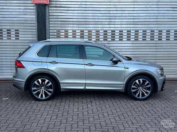 Grey Volkswagen Tiguan 2019 in Kaunas, with an engine capacity of 2.00 L and mileage of 82 thousand km for 26510 €, photo 9 on AUTOMOTO.COM.LV