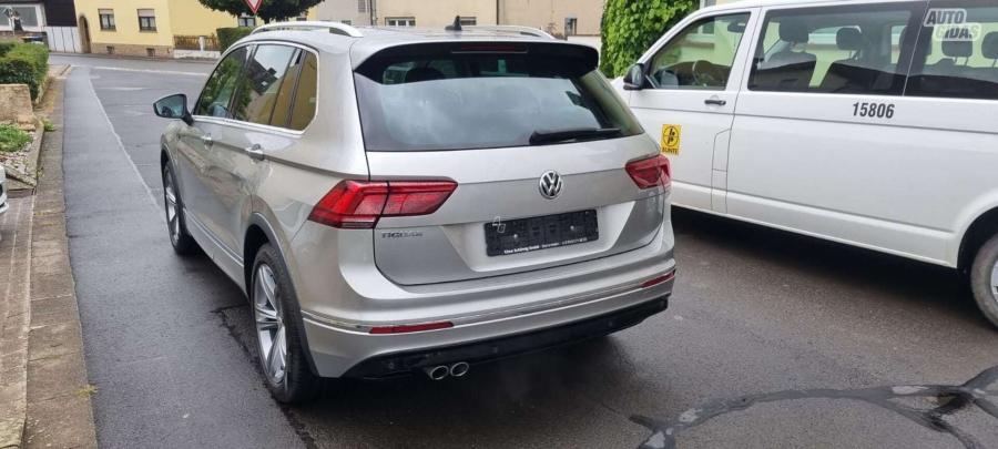 Pelēks Volkswagen Tiguan 2019 Kauņa, ar dzinēja tilpumu 2.00 L un nobraukumu 72 tūkst. km par 29600 €, foto 3 vietnē AUTOMOTO.COM.LV