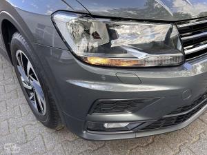 Grey Volkswagen Tiguan 2019 in Kaunas, with an engine capacity of 1.50 L and mileage of 42 thousand km for 27549 €, photo 27 on AUTOMOTO.COM.LV