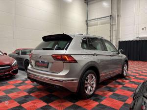 Grey Volkswagen Tiguan 2019 in Vilnius, with an engine capacity of 1.97 L and mileage of 183 thousand km for 21000 €, photo 4 on AUTOMOTO.COM.LV