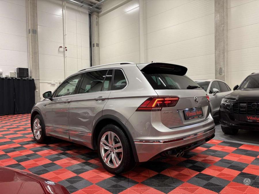 Grey Volkswagen Tiguan 2019 in Vilnius, with an engine capacity of 1.97 L and mileage of 183 thousand km for 21000 €, photo 6 on AUTOMOTO.COM.LV