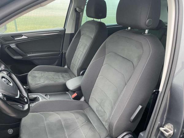 Pelēks Volkswagen Tiguan 2019 Plungė, ar dzinēja tilpumu 1.97 L un nobraukumu 119 tūkst. km par 20000 €, foto 11 vietnē AUTOMOTO.COM.LV