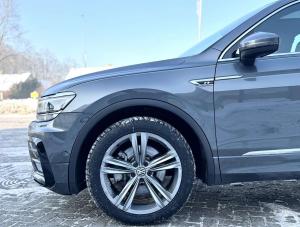 Pelēks Volkswagen Tiguan 2019 Tauragė, ar dzinēja tilpumu 1.97 L un nobraukumu 228 tūkst. km par 18700 €, foto 12 vietnē AUTOMOTO.COM.LV