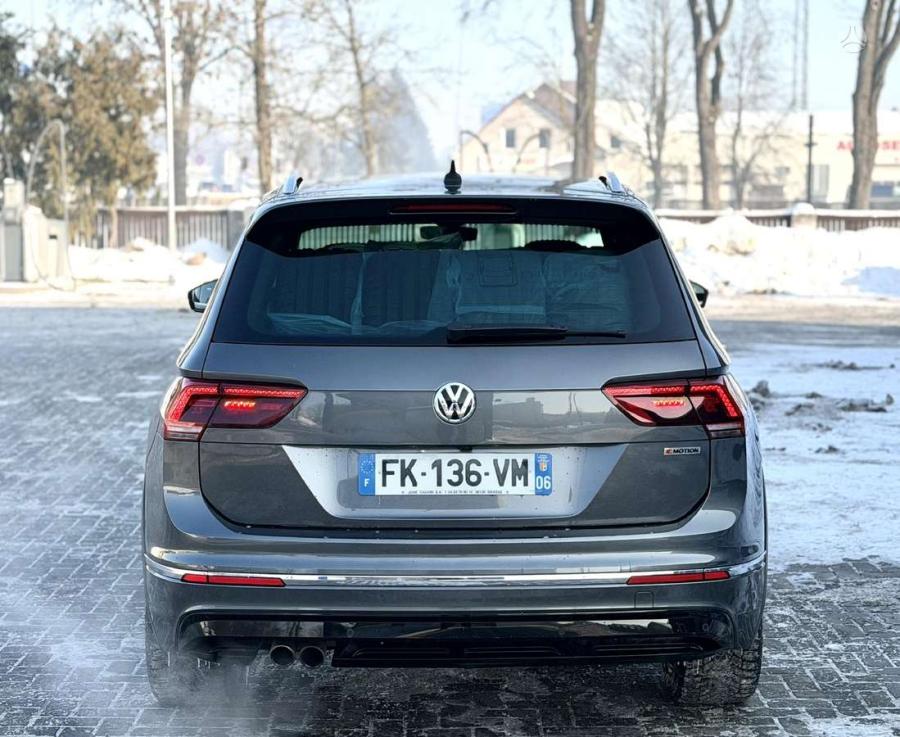 Pelēks Volkswagen Tiguan 2019 Tauragė, ar dzinēja tilpumu 1.97 L un nobraukumu 228 tūkst. km par 18700 €, foto 16 vietnē AUTOMOTO.COM.LV