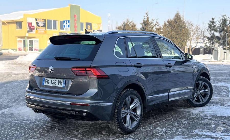 Pelēks Volkswagen Tiguan 2019 Tauragė, ar dzinēja tilpumu 1.97 L un nobraukumu 228 tūkst. km par 18700 €, foto 20 vietnē AUTOMOTO.COM.LV