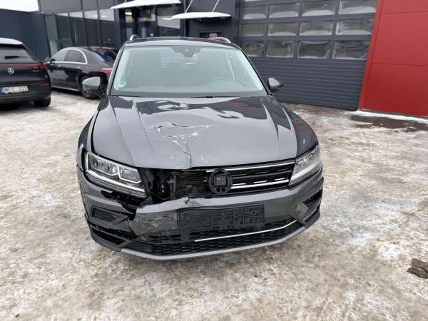 Pelēks Volkswagen Tiguan 2019 Kauņa, ar dzinēja tilpumu 1.97 L un nobraukumu 160 tūkst. km par 9700 €, foto 8 vietnē AUTOMOTO.COM.LV