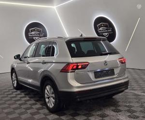 Grey Volkswagen Tiguan 2019 in Marijampole, with an engine capacity of 1.97 L and mileage of 293 thousand km for 13650 €, photo 25 on AUTOMOTO.COM.LV
