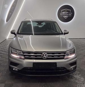 Grey Volkswagen Tiguan 2019 in Marijampole, with an engine capacity of 1.97 L and mileage of 293 thousand km for 13650 €, photo 27 on AUTOMOTO.COM.LV