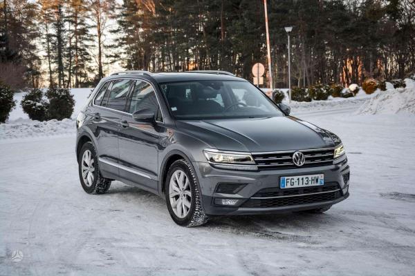 Pelēks Volkswagen Tiguan 2019 Elektrėnai, ar dzinēja tilpumu 1.97 L un nobraukumu 200 tūkst. km par 17650 €, foto 1 vietnē AUTOMOTO.COM.LV