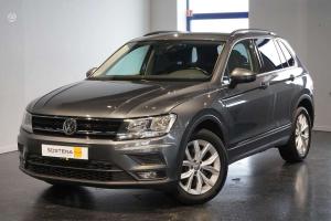 Grey Volkswagen Tiguan 2019 in Vilnius, with an engine capacity of 1.97 L and mileage of 110 thousand km for 18500 €, photo  on AUTOMOTO.COM.LV