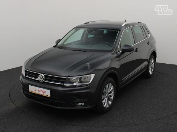 Grey Volkswagen Tiguan 2019 in Vilnius, with an engine capacity of 2.00 L and mileage of 213 thousand km for 18399 €, photo 1 on AUTOMOTO.COM.LV