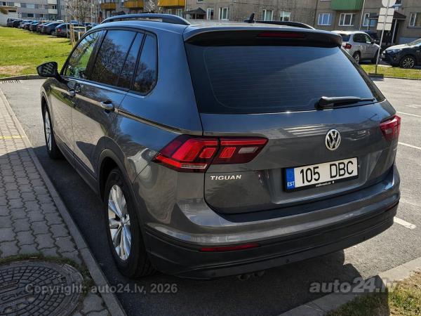 Grey Volkswagen Tiguan 2019 in Tallinn, with an engine capacity of 2.00 L and mileage of 95 thousand km for 18500 €, photo 3 on AUTOMOTO.COM.LV