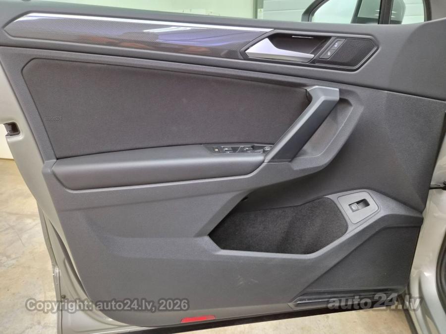 Pelēks Volkswagen Tiguan 2019 Hāpsalu, ar dzinēja tilpumu 2.00 L un nobraukumu 84 tūkst. km par 21999 €, foto 11 vietnē AUTOMOTO.COM.LV