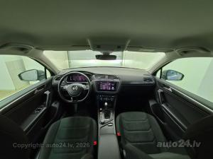 Pelēks Volkswagen Tiguan 2019 Hāpsalu, ar dzinēja tilpumu 2.00 L un nobraukumu 84 tūkst. km par 21999 €, foto 25 vietnē AUTOMOTO.COM.LV