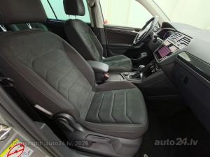 Pelēks Volkswagen Tiguan 2019 Hāpsalu, ar dzinēja tilpumu 2.00 L un nobraukumu 84 tūkst. km par 21999 €, foto 26 vietnē AUTOMOTO.COM.LV