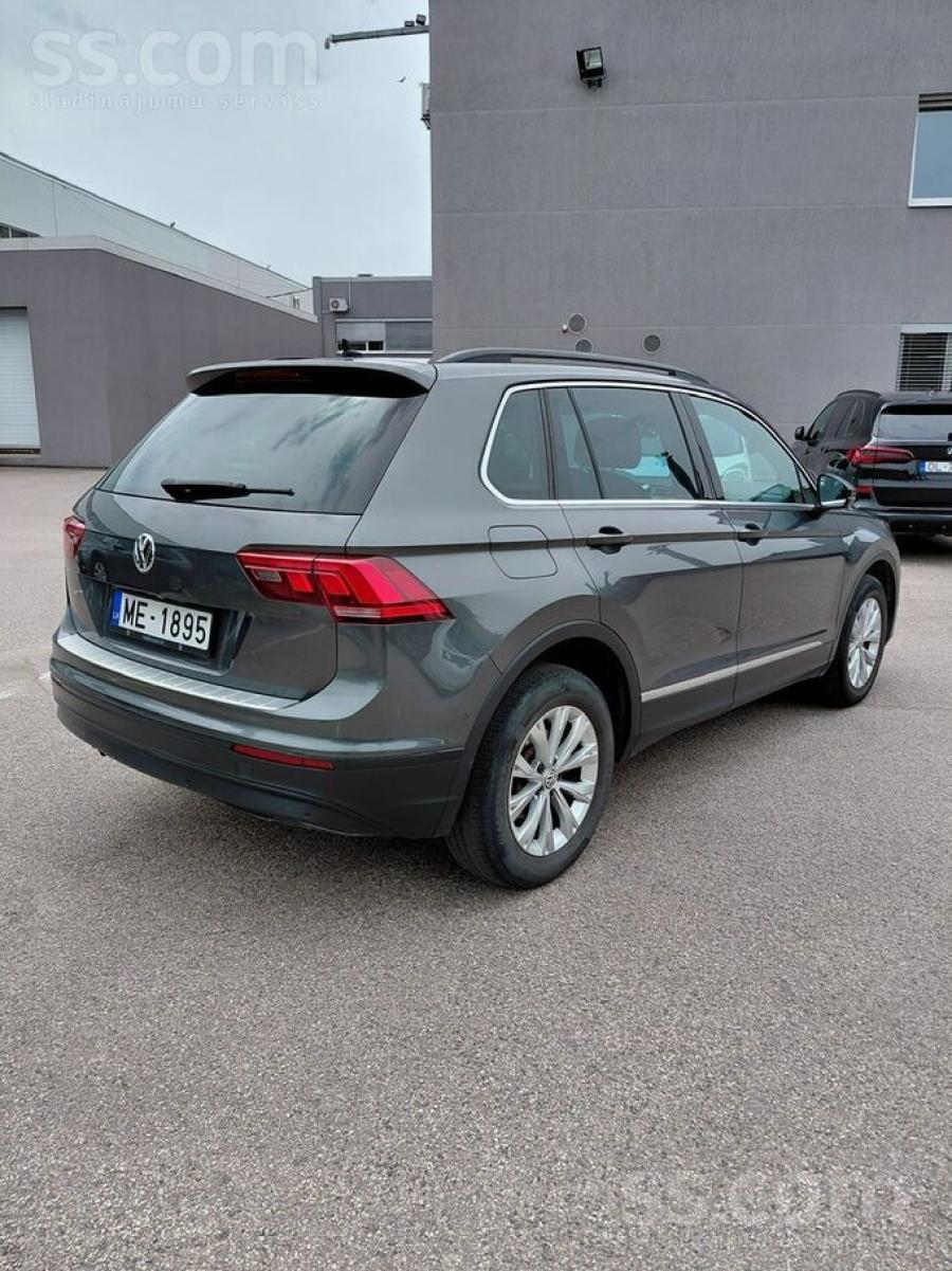 Pelēks Volkswagen Tiguan 2019 Rīga, ar dzinēja tilpumu 2.00 L un nobraukumu 186 tūkst. km par 14500 €, foto 4 vietnē AUTOMOTO.COM.LV
