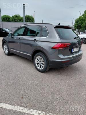 Pelēks Volkswagen Tiguan 2019 Rīga, ar dzinēja tilpumu 2.00 L un nobraukumu 186 tūkst. km par 14500 €, foto 5 vietnē AUTOMOTO.COM.LV