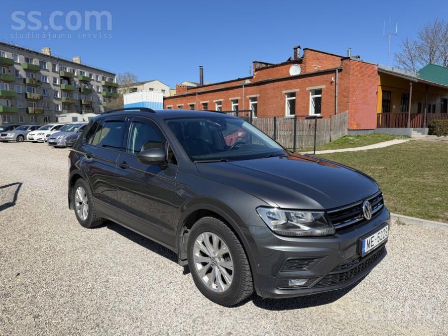 Pelēks Volkswagen Tiguan 2019 Ventspils, ar dzinēja tilpumu 2.00 L un nobraukumu 102 tūkst. km par 18900 €, foto 4 vietnē AUTOMOTO.COM.LV