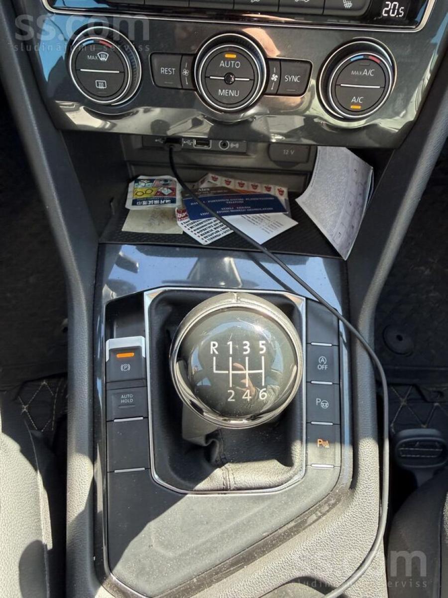 Pelēks Volkswagen Tiguan 2019 Ventspils, ar dzinēja tilpumu 2.00 L un nobraukumu 102 tūkst. km par 18900 €, foto 16 vietnē AUTOMOTO.COM.LV