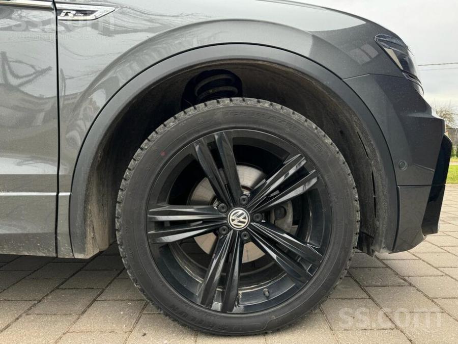 Pelēks Volkswagen Tiguan 2019 Cēsis, ar dzinēja tilpumu 2.00 L un nobraukumu 141 tūkst. km par 24200 €, foto 8 vietnē AUTOMOTO.COM.LV