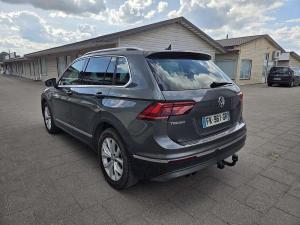 Grey Volkswagen Tiguan 2019 in Vilnius, with an engine capacity of 1.97 L and mileage of 215 thousand km for 16500 €, photo 7 on AUTOMOTO.COM.LV