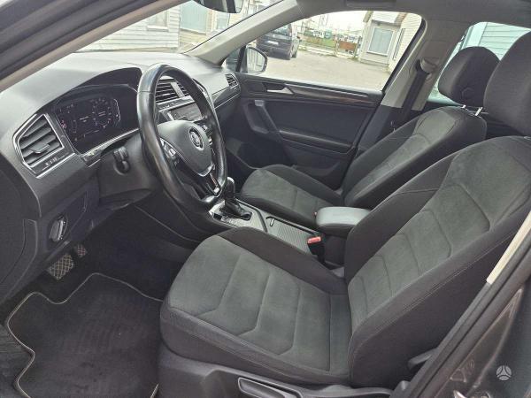 Pelēks Volkswagen Tiguan 2019 Viļņa, ar dzinēja tilpumu 1.97 L un nobraukumu 215 tūkst. km par 16500 €, foto 9 vietnē AUTOMOTO.COM.LV
