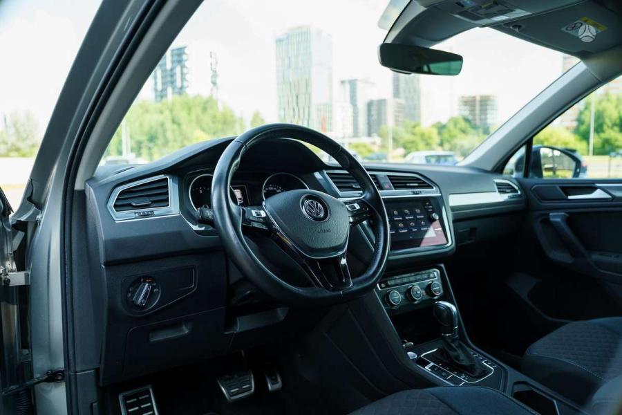 Серый Фольксваген Тигуан 2019 в Вильнюс, объемом двигателя 1.97 л и пробегом 275 тыс. км за 14500 €, фото 17 на AUTOMOTO.COM.LV