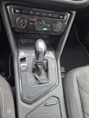 Pelēks Volkswagen Tiguan 2019 Viļņa, ar dzinēja tilpumu 1.97 L un nobraukumu 204 tūkst. km par 16200 €, foto 15 vietnē AUTOMOTO.COM.LV