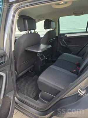 Pelēks Volkswagen Tiguan 2019 Rīga, ar dzinēja tilpumu 2.00 L un nobraukumu 180 tūkst. km par 15990 €, foto 20 vietnē AUTOMOTO.COM.LV